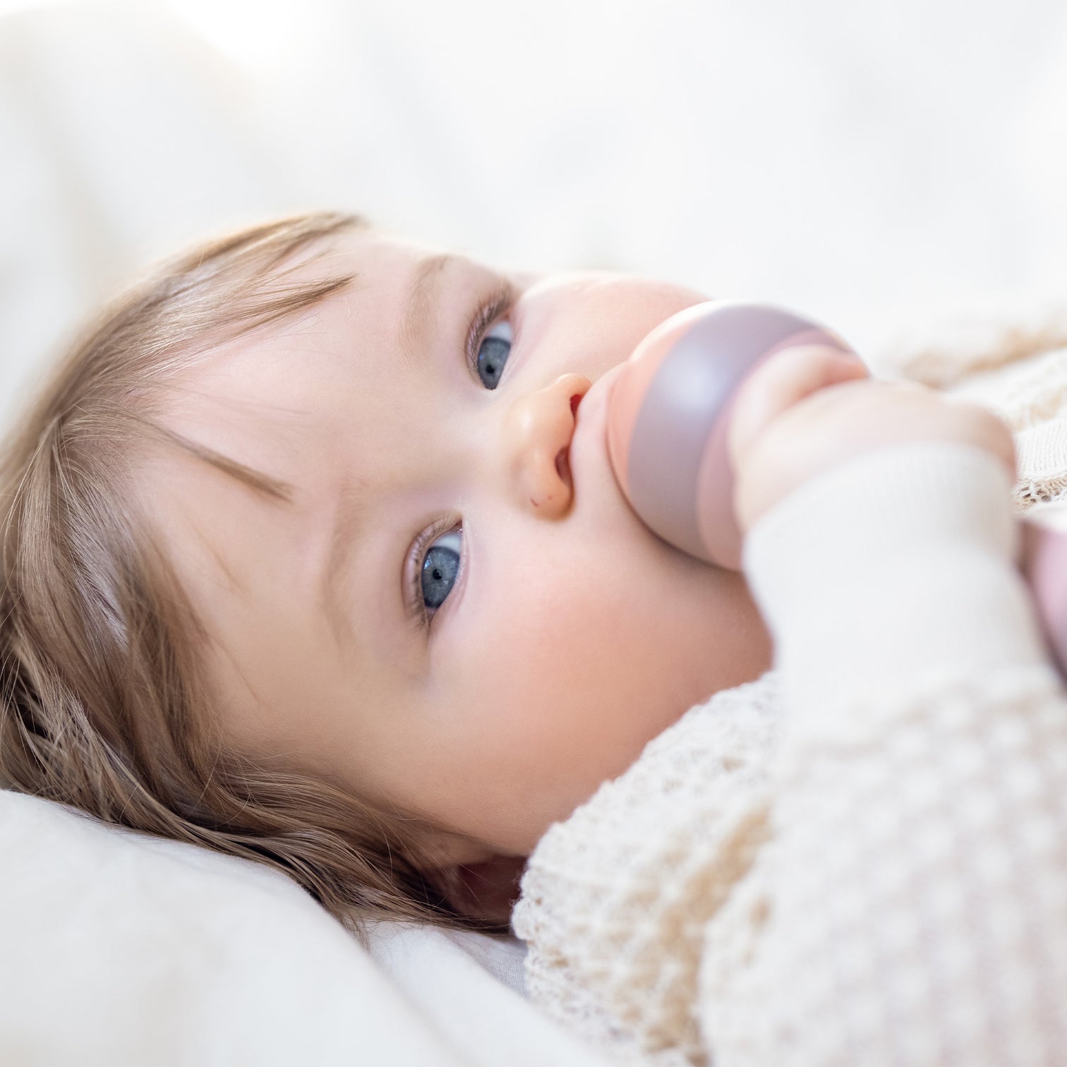 The Best Sleeping Position for Your Baby | FLEXA Insight